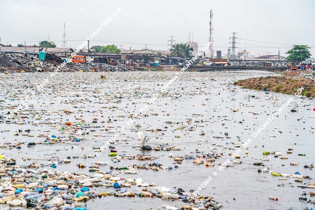 Plastic Pollution in Ghana: Urban Trash Heroes - Muntaka.com